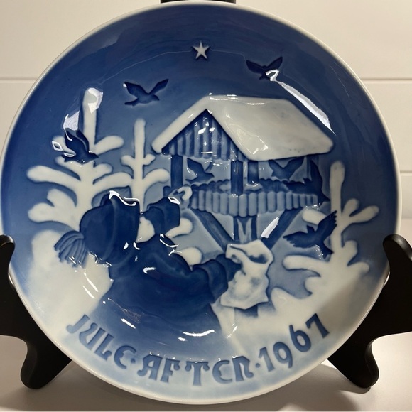 Bing & Grondahl | Holiday | 967 Bring Grondahl Plate Christmas Joy ...
